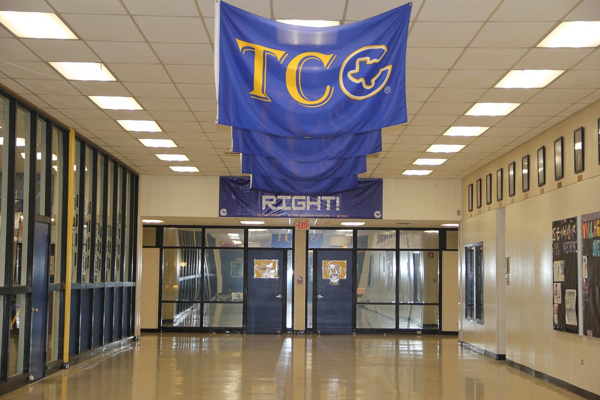 CHS Photos – CHS Student Connection